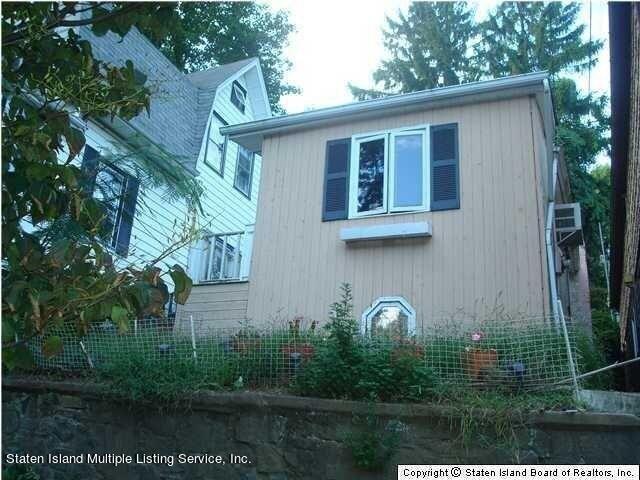 Pleasant Valley Ave, Staten Island, Home For Sale