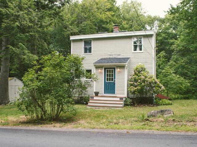 Pleasant Valley Rd, Cumberland, Home For Sale