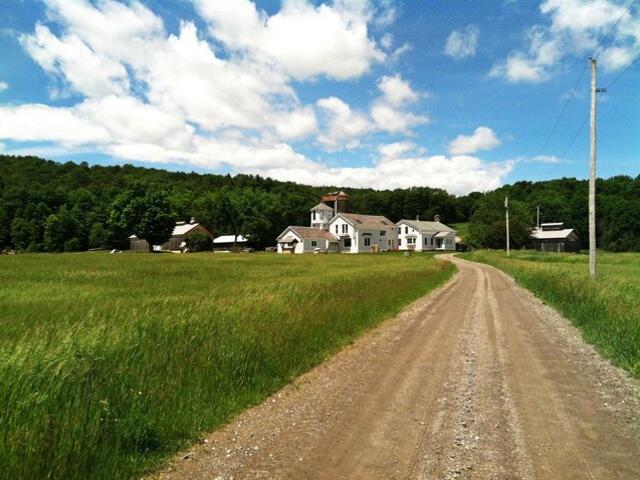 Pleasant Valley Rd, Benson, Home For Sale