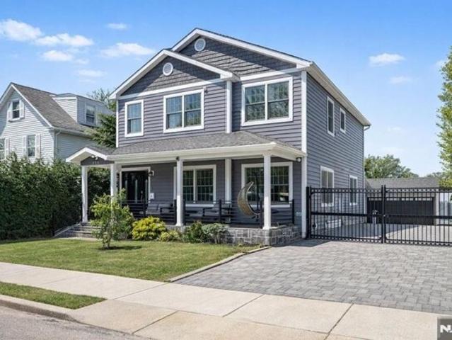 Pleasant Ave, Englewood, Home For Sale