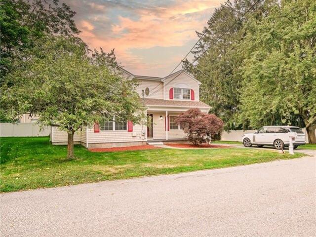 Pleasant Ave, Narragansett, Home For Sale