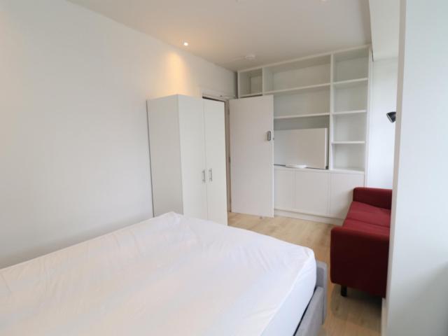 Pleasant double bedroom in Wembley Has a Room
