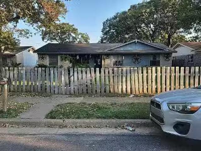 Pleasant Hills Dr