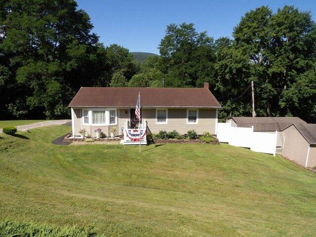 Pleasant Hts, West Rutland, Home For Sale