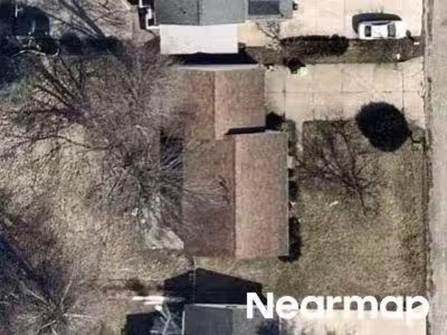Pleasant Knoll Dr