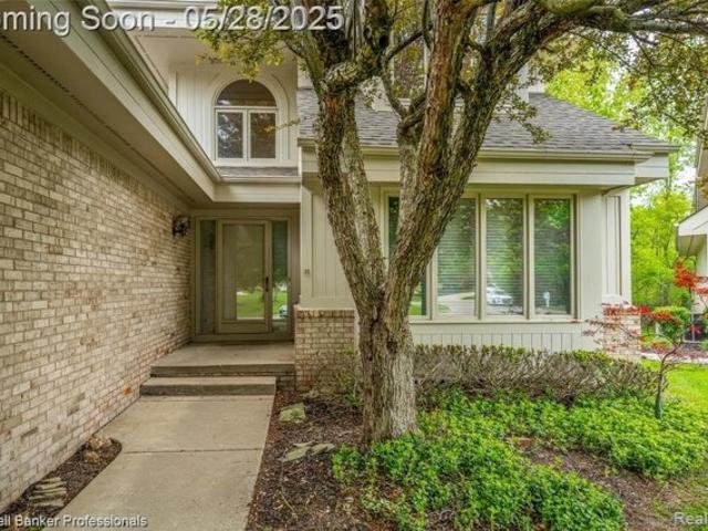 Pleasant Lake Ct Unit,west Bloomfield Township, Condo For Sale
