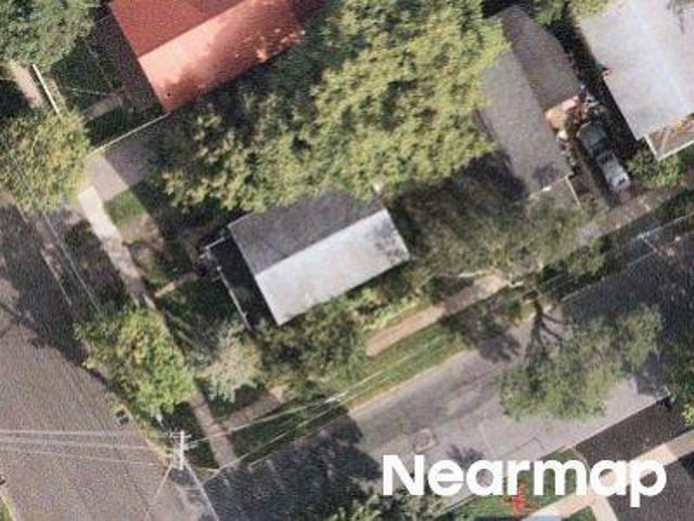 Pleasant St
