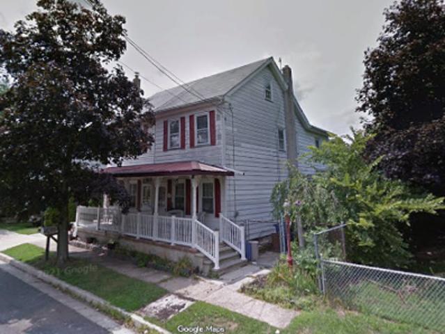 Pleasant St