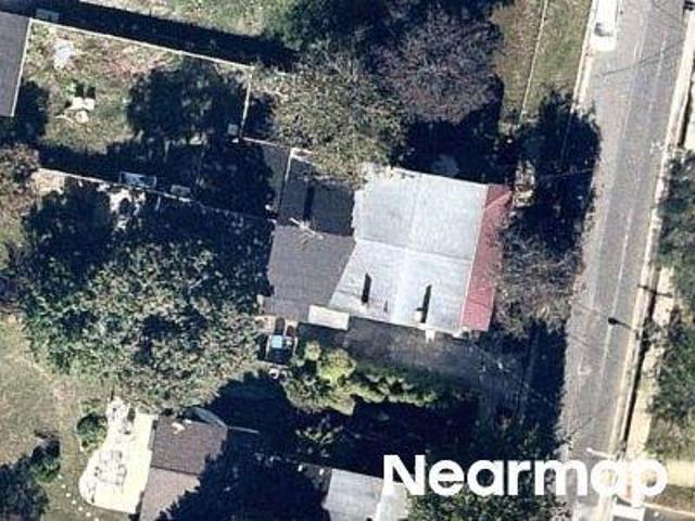 Pleasant St