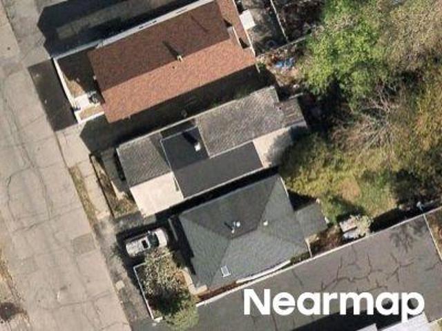 Pleasant St
