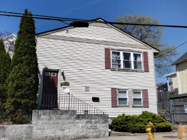 Pleasant St