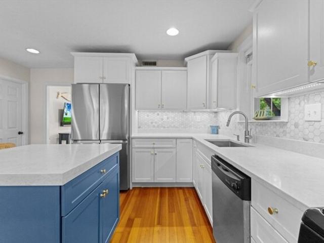 Pleasant St Unit,milton, Condo For Sale