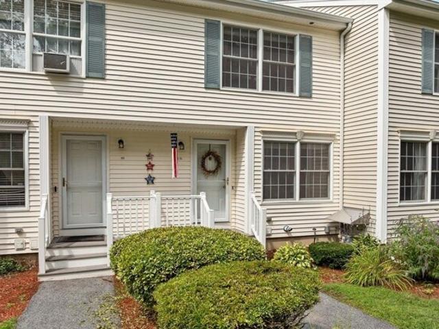 Pleasant St Unit E, Hooksett, Condo For Sale
