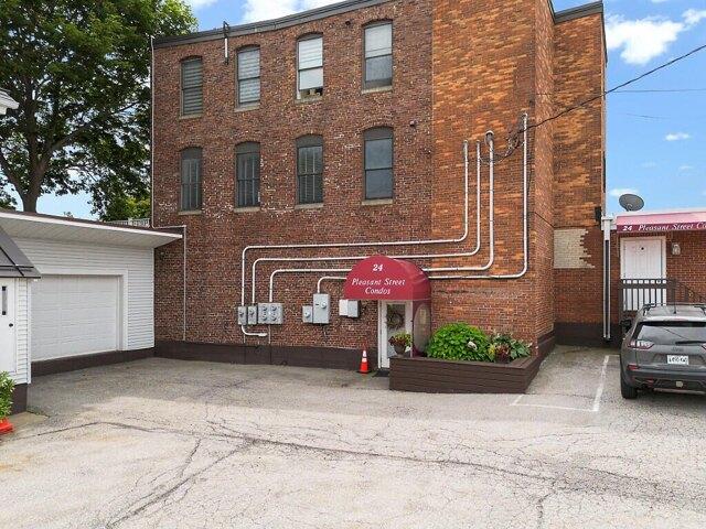 Pleasant St Apt,bangor, Condo For Sale
