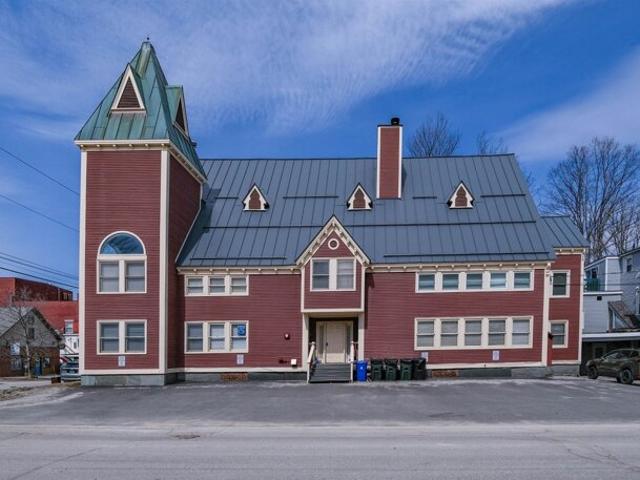Pleasant St Apt,ludlow, Condo For Sale