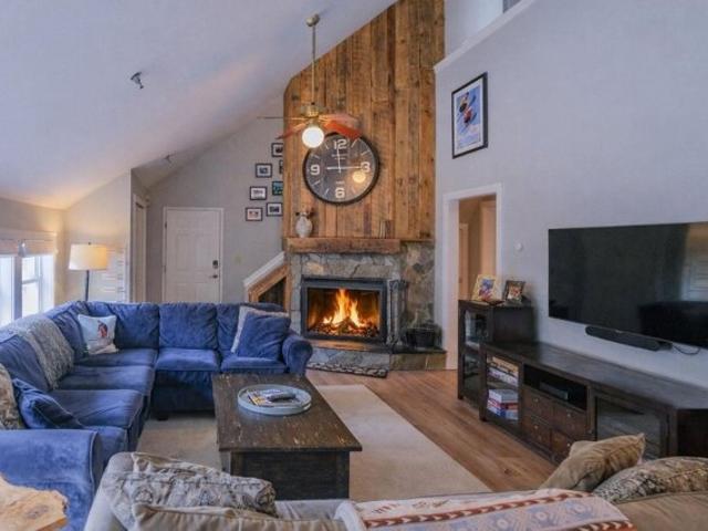 Pleasant St Apt,ludlow, Condo For Sale
