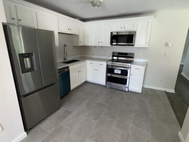 Pleasant St Apt,plainfield, Condo For Sale