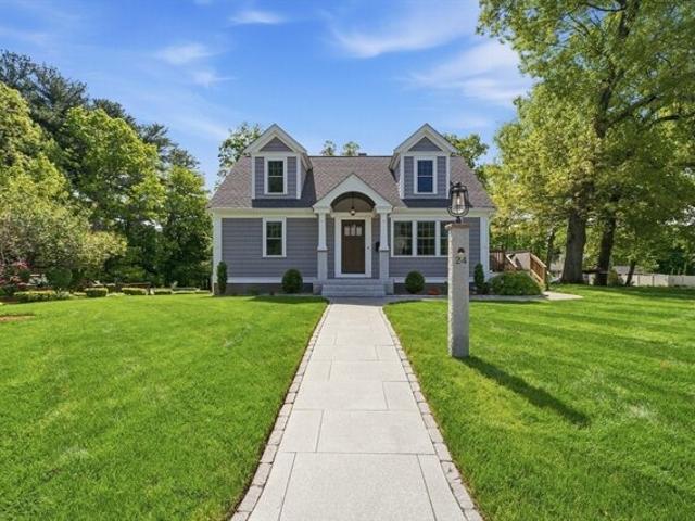 Pleasant St, Chelmsford, Home For Sale