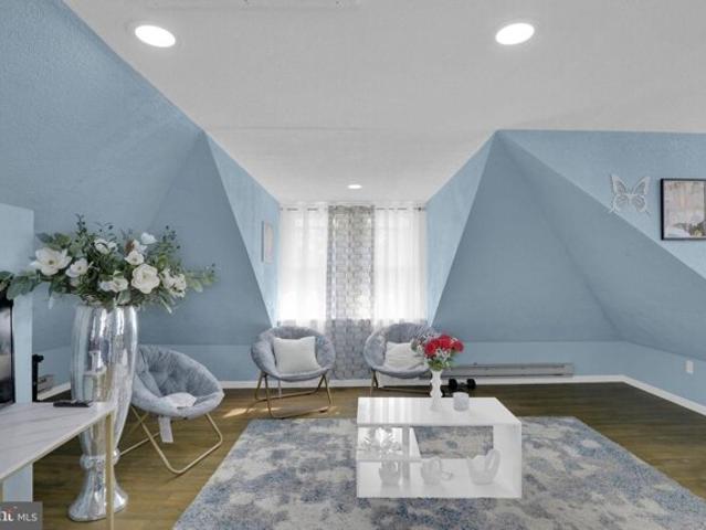 Pleasant St E, Hammonton, Home For Sale
