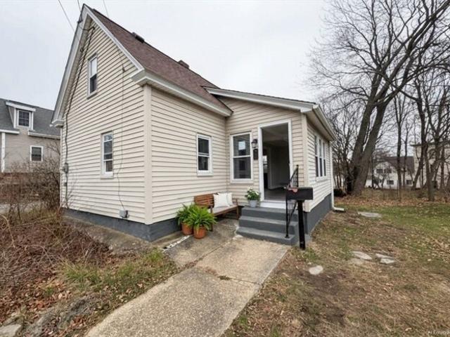 Pleasant St, Gardner, Home For Sale
