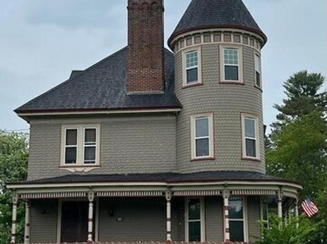 Pleasant St, Houlton, Home For Sale