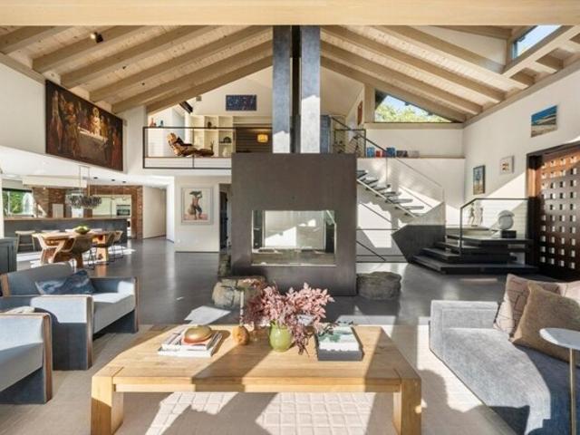 Pleasant St, Marshfield, Home For Sale