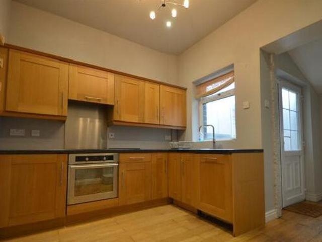 Pleasant Street, Sowerby Bridge, 2 Bedroom Terraced