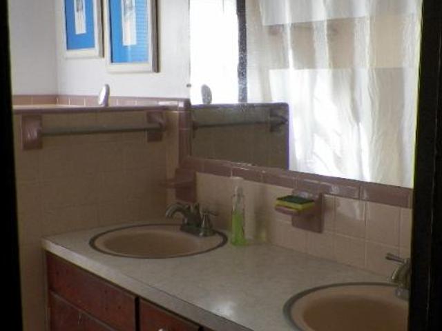 PLEASE READ ! unfurnished room with shared bath