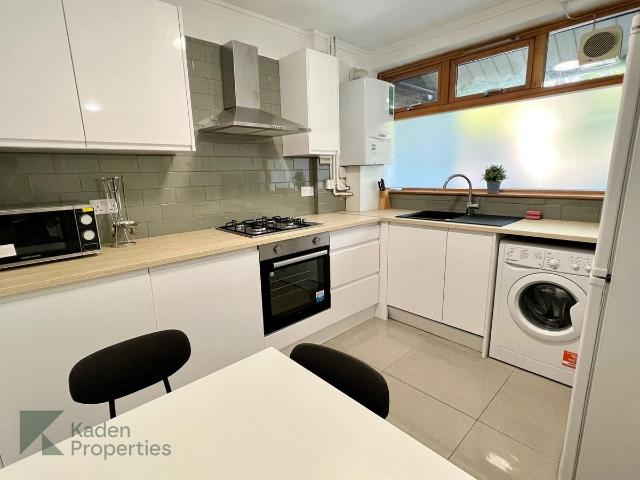 Plender Street, Ucl/Euston NW1, 3 bed flat to rent, £4,117 pcm | PrimeLocation
