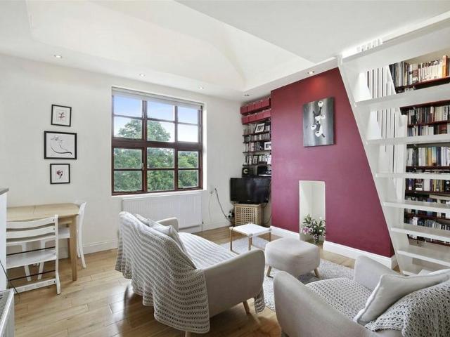 Pleshey Road, N7, London