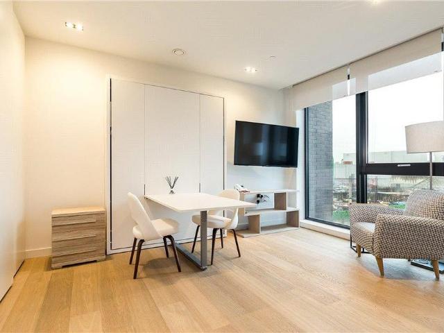 Plimsoll Building, Handyside Street. Studio to rent £2,600 pcm £600 pw