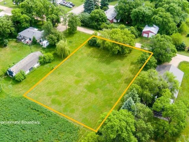 Plum St, Arlington, SD 57212