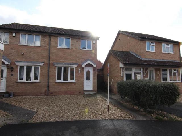 Plum Tree Close, Bridgwater, Somerset 3 bed house to rent £1,195 pcm £276 pw