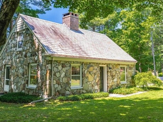 Plum Tree Rd, Amherst, Home For Sale
