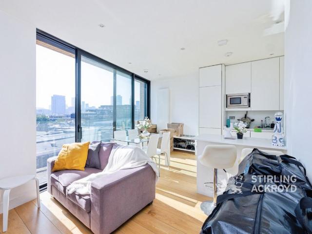 Plumbers Row, Aldgate, London E1, 2 bed flat to rent, £3,000 pcm | PrimeLocation