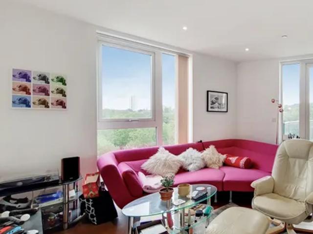 Plumstead Road, Glyndon, London, SE18 6FY, United Kingdom | 2 bed apartment for rent #167772903 | Rentberry