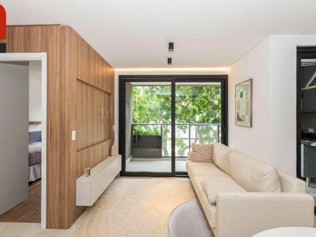 Plural Apto 60m² 2 quartos, sacada gourmet e 1 vaga no Água Verde