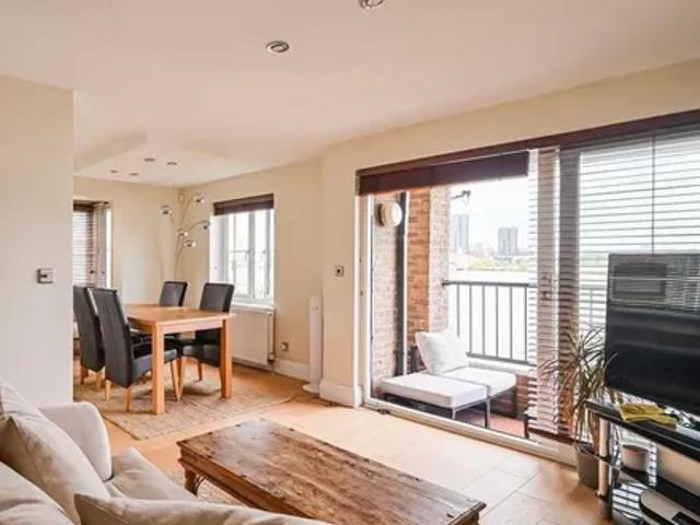 Plymouth Wharf, London, E14 3EL, United Kingdom | 2 bed apartment for rent #118053491 | Rentberry