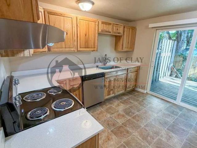 Plymouth Apartments 2 Bedroom Apartment for Rent at 621 Plymouth Dr Ne, Keizer, OR 97303 Keizer