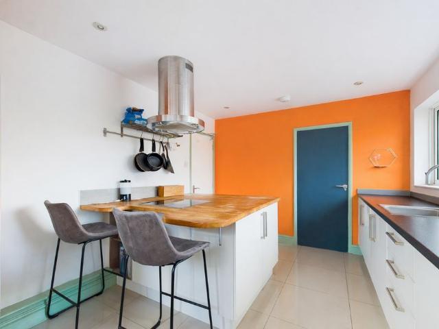 Plymouth Avenue, Brighton BN2, 4 bed detached house to rent, £2,392 pcm | PrimeLocation