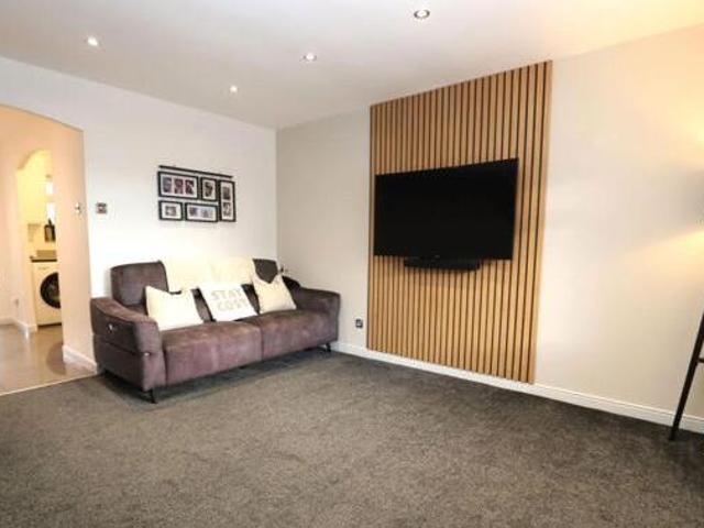 Plymouth Grove, Radcliffe, 3 Bedroom Semi detached