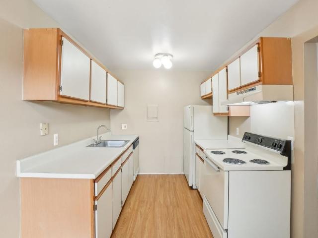 Plymouth House Apartments 1 Bedroom Apartment for Rent at 42560 Postiff Ave, Plymouth, MI 48170 Plymouth