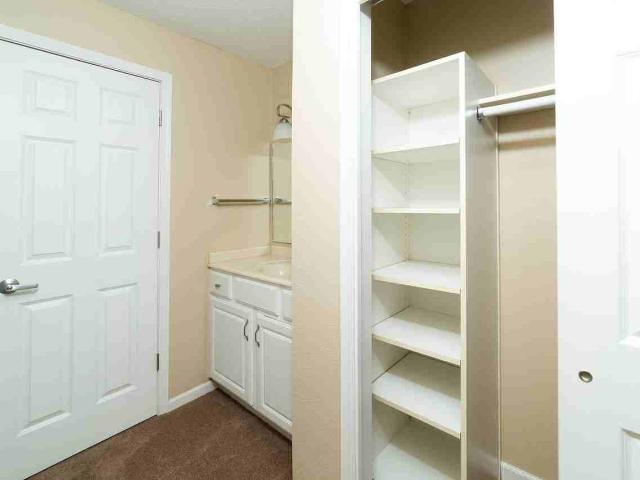 Plymouth Ponds Apartments 3 Bedroom Apartment for Rent at 4545 Nathan Ln N, Plymouth, MN 55442