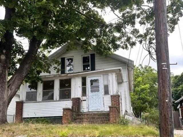 Plymouth Rd, Warwick, Home For Sale