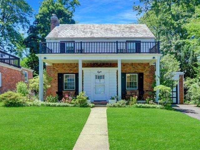 Plymouth Rd, Great Neck, Home For Sale