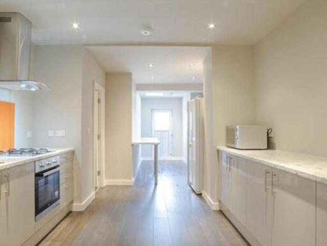 £pppw Excl Bills* Pelham Crescent, Beeston, 6 Bedroom Detached
