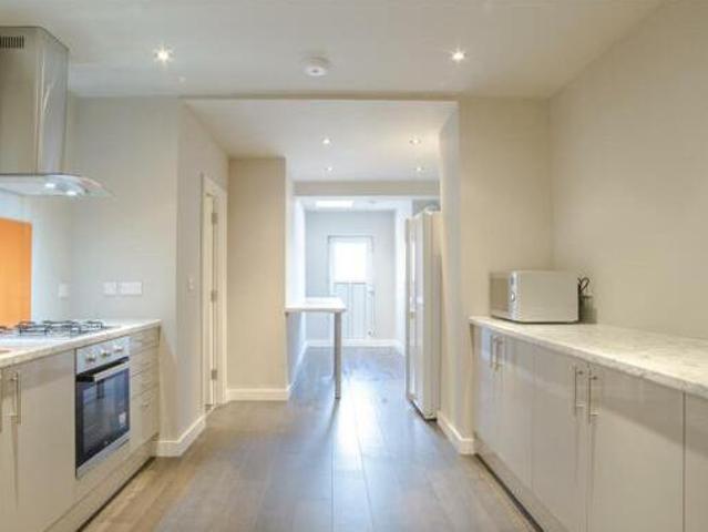 £pppw Including Bills* Pelham Crescent, Beeston, 6 Bedroom Detached