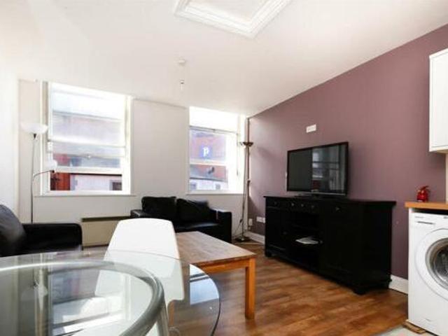 £pppw The Gatehouse, City Centre, 3 Bedroom Apartment