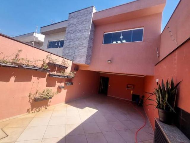 Pq.São Domingos, Sobrado com 200 m2, 3 dorm 1 suíte, 4 vagas, Fino Acabamento
