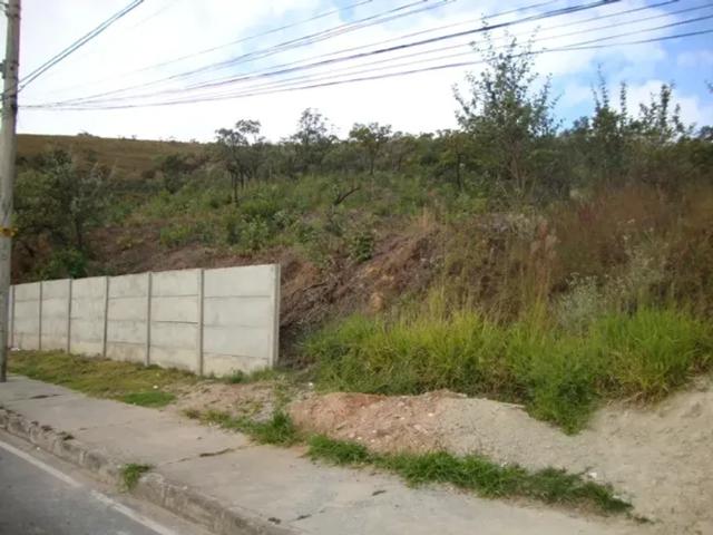 Próximo ao Anel Rodoviário